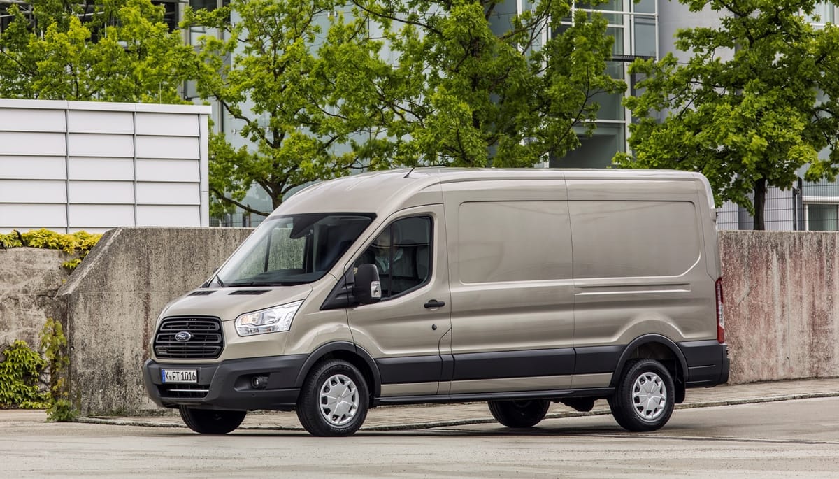 Transporter: Ford Transit mit den neuen Euro-6-Motoren - handwerk magazin