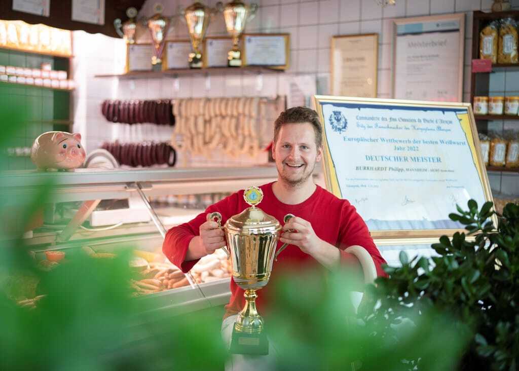 Siegerehrung in Frankreich: Weißwurst mit Ritterschlag - handwerk magazin